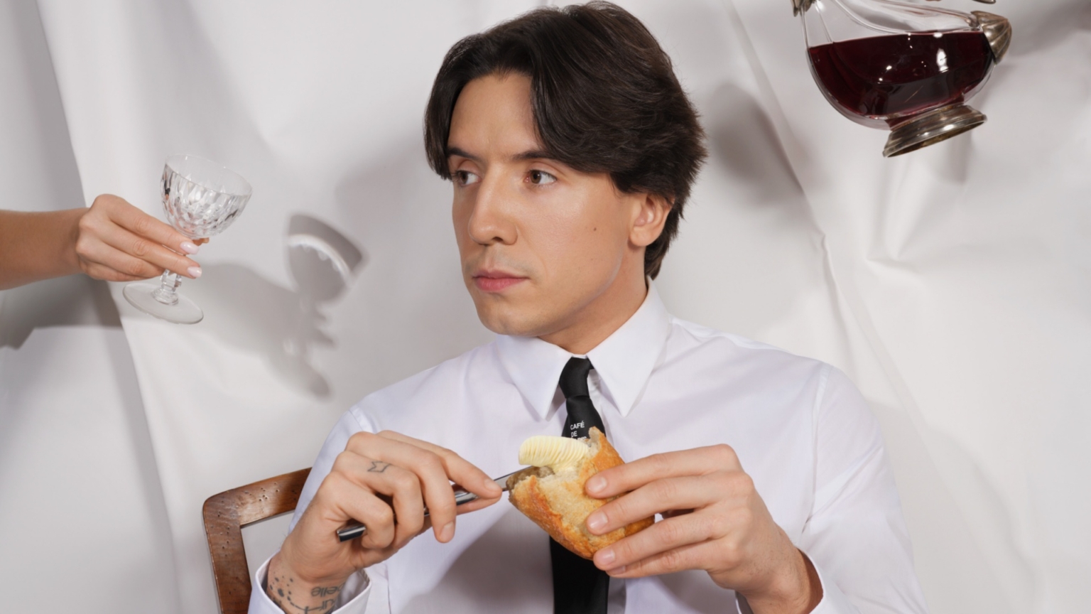 Yungblud wydaje "IDOLS"! O czym opowiada nowy album? | eBilet NOW