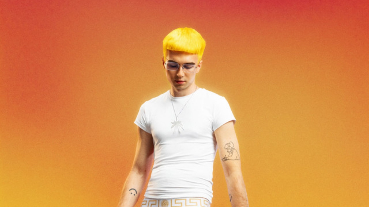 Nowy album Quebonafide "PÓŁNOC / POŁUDNIE" jest już w sieci! | eBilet NOW